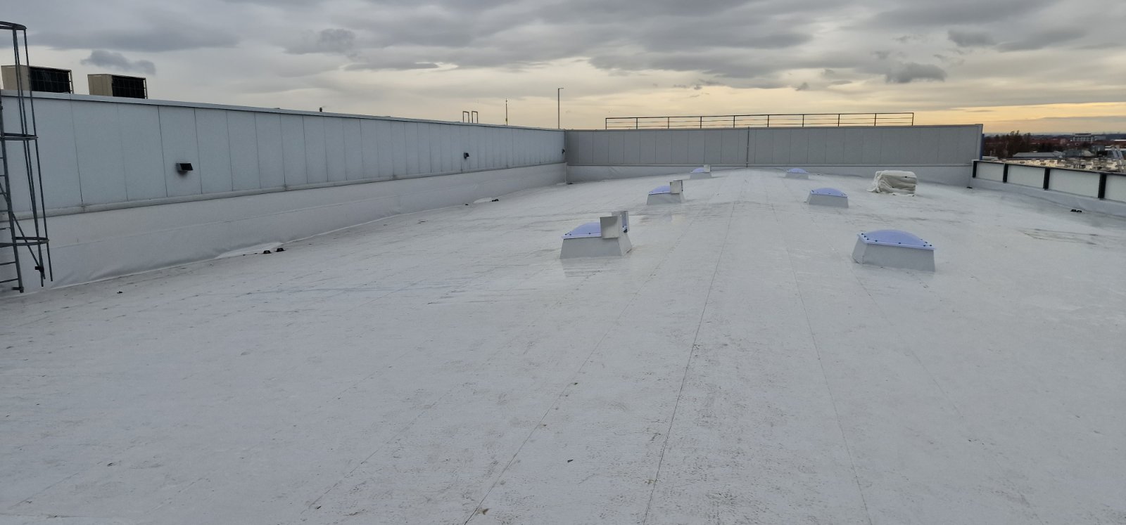 Ball Packaging Zemun – Hala BA i nadstrešnica – HI krova – DVS izolacija